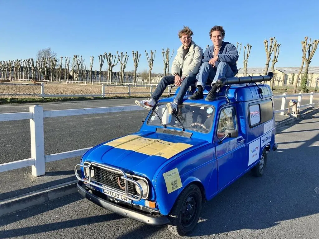Gabin et Thomas, deux Saumurois sur la ligne de départ de l’aventure 4L ...