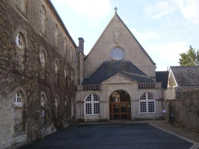 Abbaye des Bénédictines de Valognes : du haut de ces bâtiments, 400 ans ...