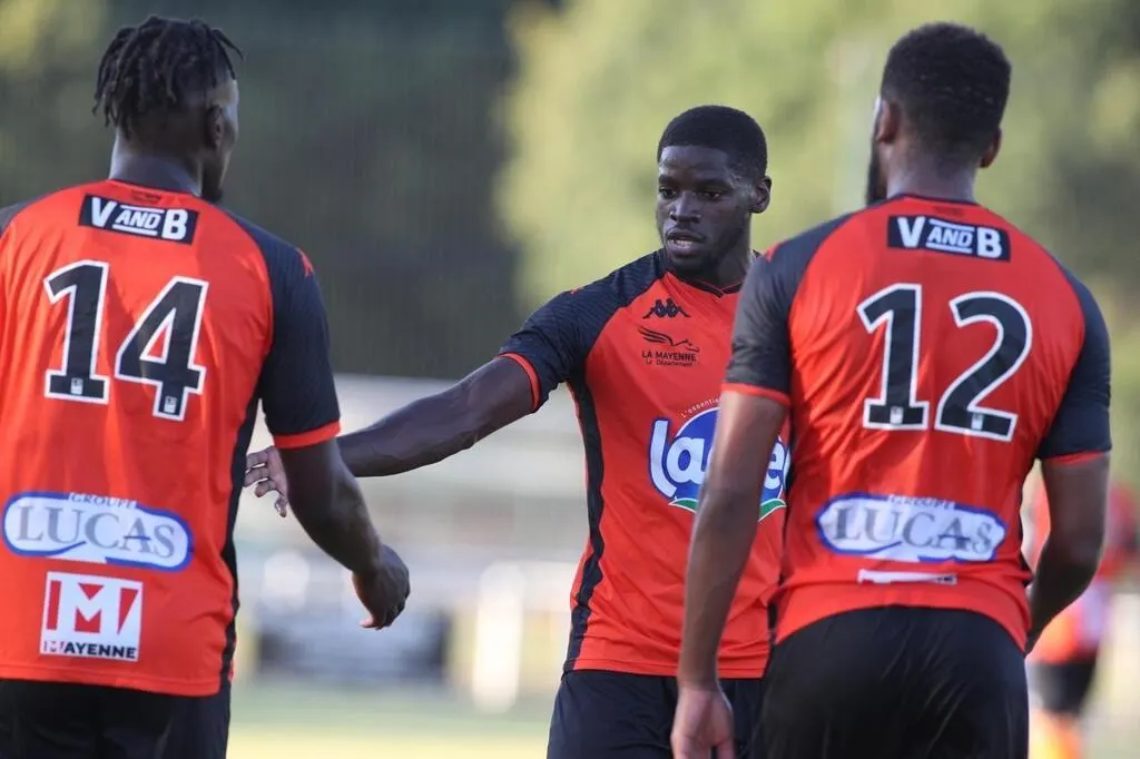 Stade lavallois. Da Silva forfait, Nsimba en réserve… Les infos tango ...