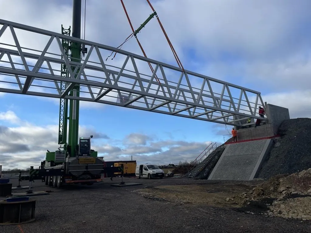 Déviation Bellengreville-Vimont : une passerelle posée ce vendredi - Trouville-Deauville.maville.com
