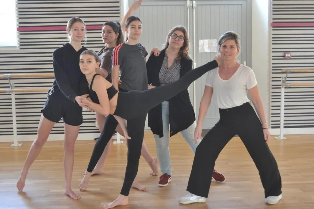 Concarneau. La danse, une passion transmise de sœur en sœur - Brest ...