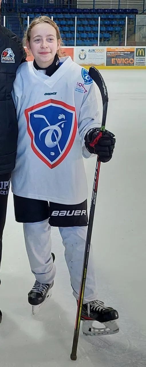 Hockey sur glace. La Yonnaise Camille Cunin boostée par l’équipe de ...