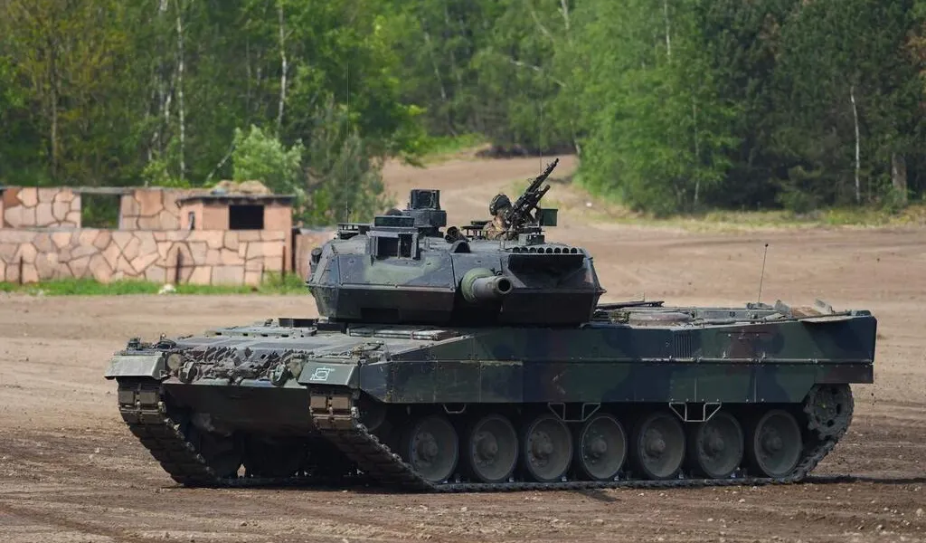 L’Espagne va envoyer six chars Léopard à l’Ukraine - Toulon.maville.com