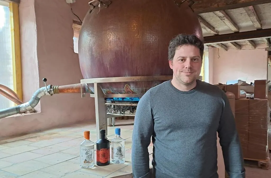 Nogent-le-Bernard. La distillerie Coqlicorne présente trois gins au ...