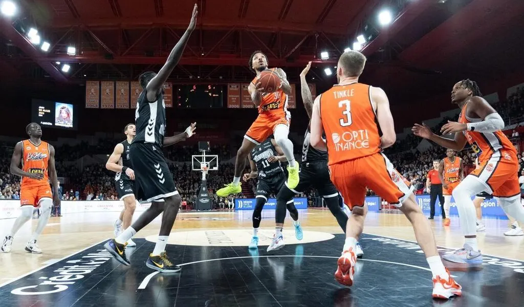 Basket. Élite : l’arrière du MSB Matt Morgan nommé pour le trophée du ...