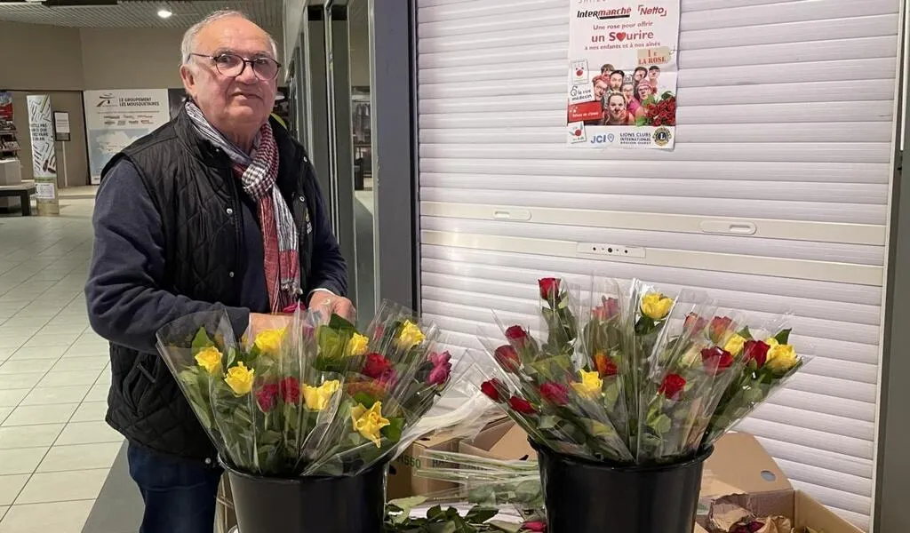 Doué-en-Anjou. Plus de 400 roses vendues au profit de l’association ...