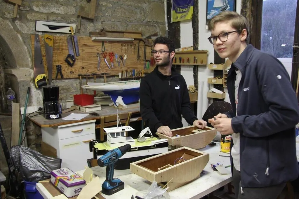 Dinan. Au club de modélisme, la passion se transmet aussi aux jeunes ...