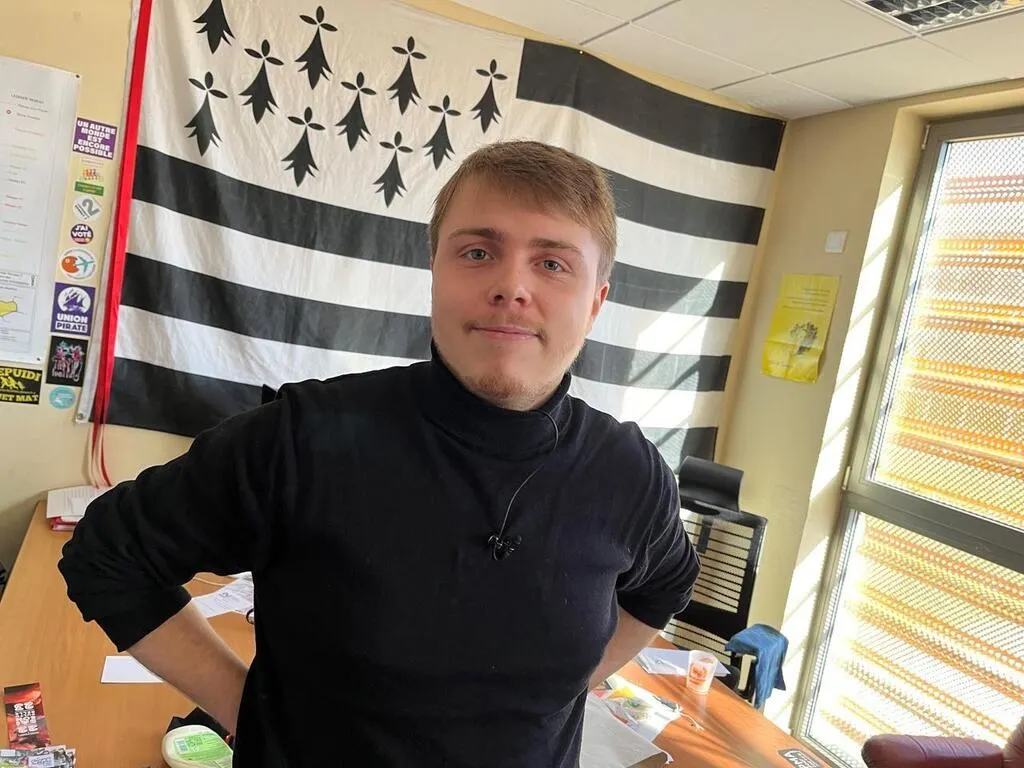 Le député Louis Boyard se rend à la fac de Belle-Beille ce lundi 6 mars ...