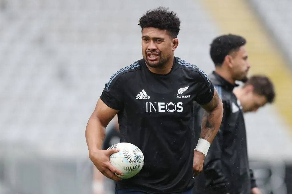 Rugby. Auteur d’un geste menaçant, le All Black Ardie Savea suspendu ...
