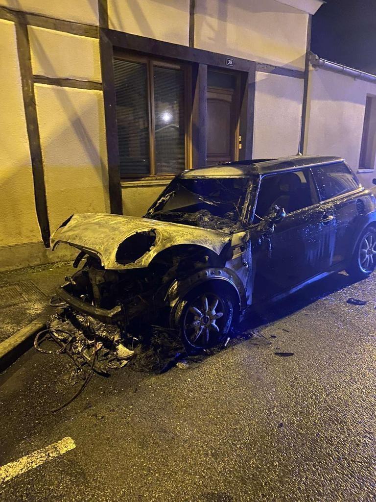 Le Mans. Deux voitures incendiées près du centre-ville : « c’est de ... Le Mans. Deux voitures incendiées près du centre-ville : « c’est de ...