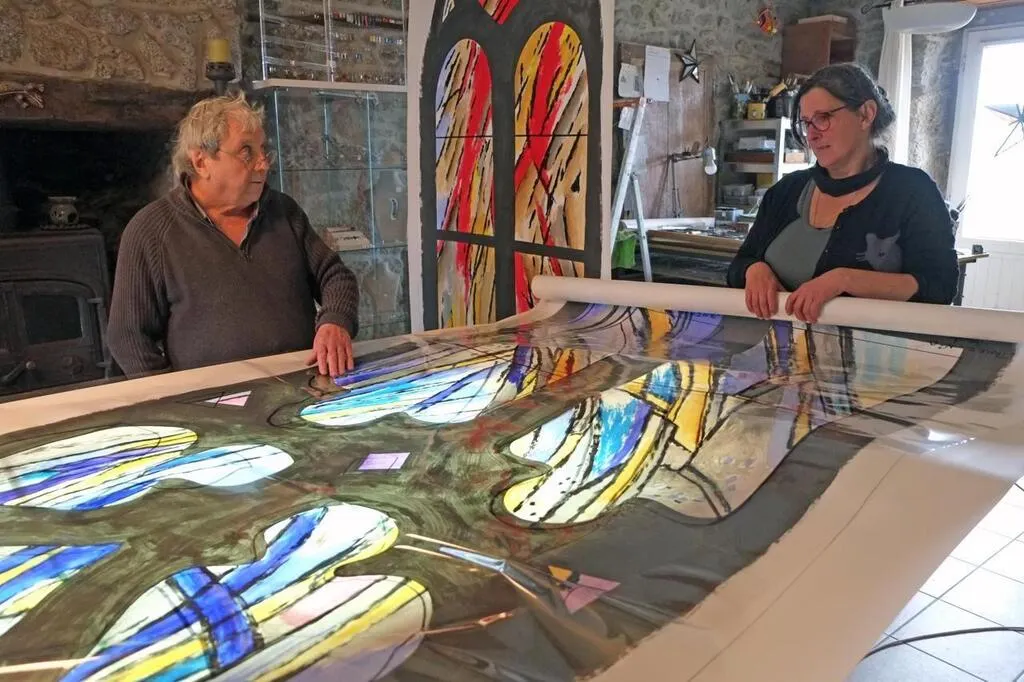 À Lanildut, ils donnent vie aux futurs vitraux de la chapelle de Trolez ...