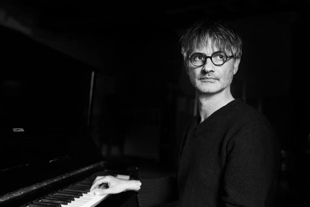 Hugues Pluviôse, de l’intime à l’universel - Nantes.maville.com