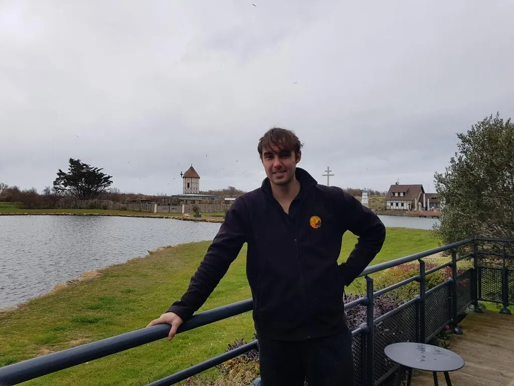 A Courseulles. Sublimer l’huître avec le chef passionné Sébastien ...