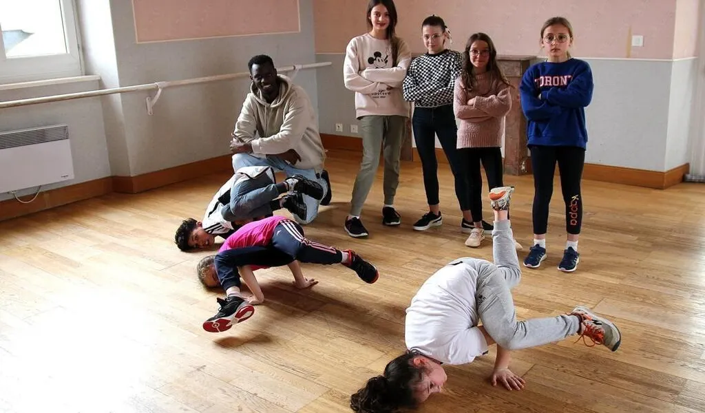 Mayet. Le breakdance trouve son jeune public - Le Mans.maville.com
