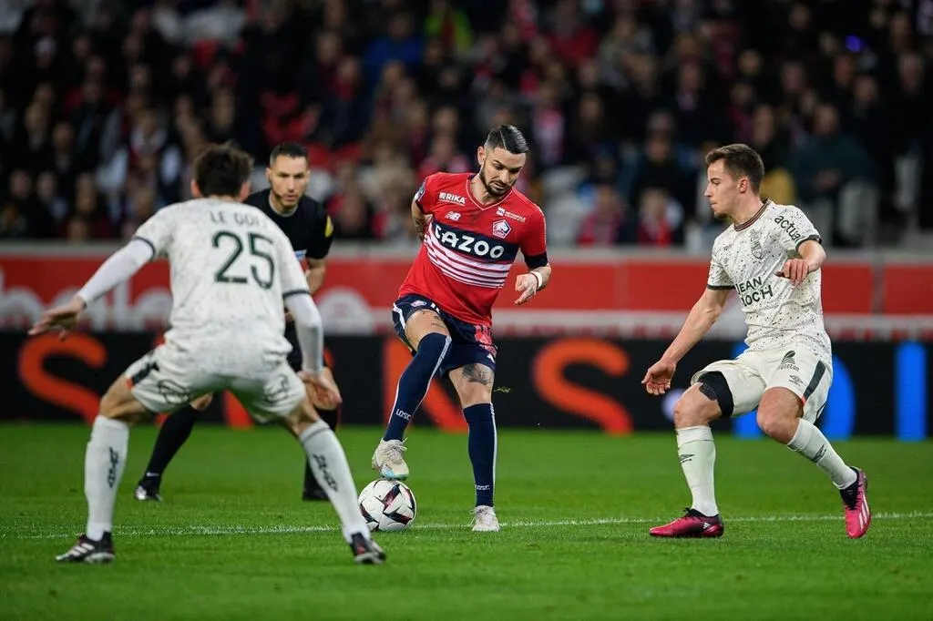 FC Lorient. À dix, les Merlus ont fini par craquer… . Sport - Pontivy ...