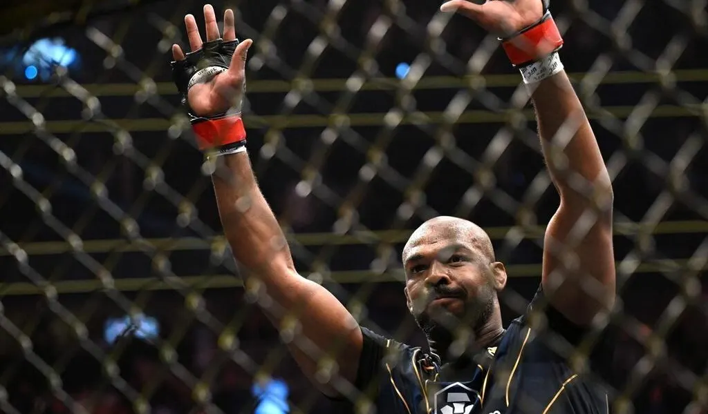 Sports de combat. L’UFC et la WWE, les poids lourds du MMA et du catch ...
