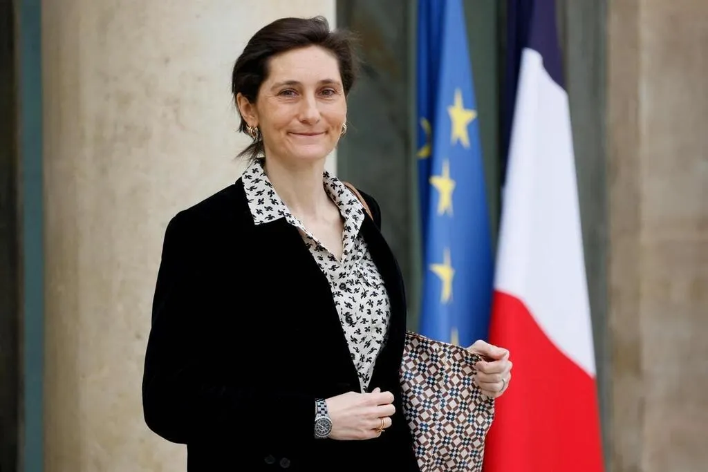 Équipe de France. Amélie Oudéa-Castéra favorable à ce que les hommes ...