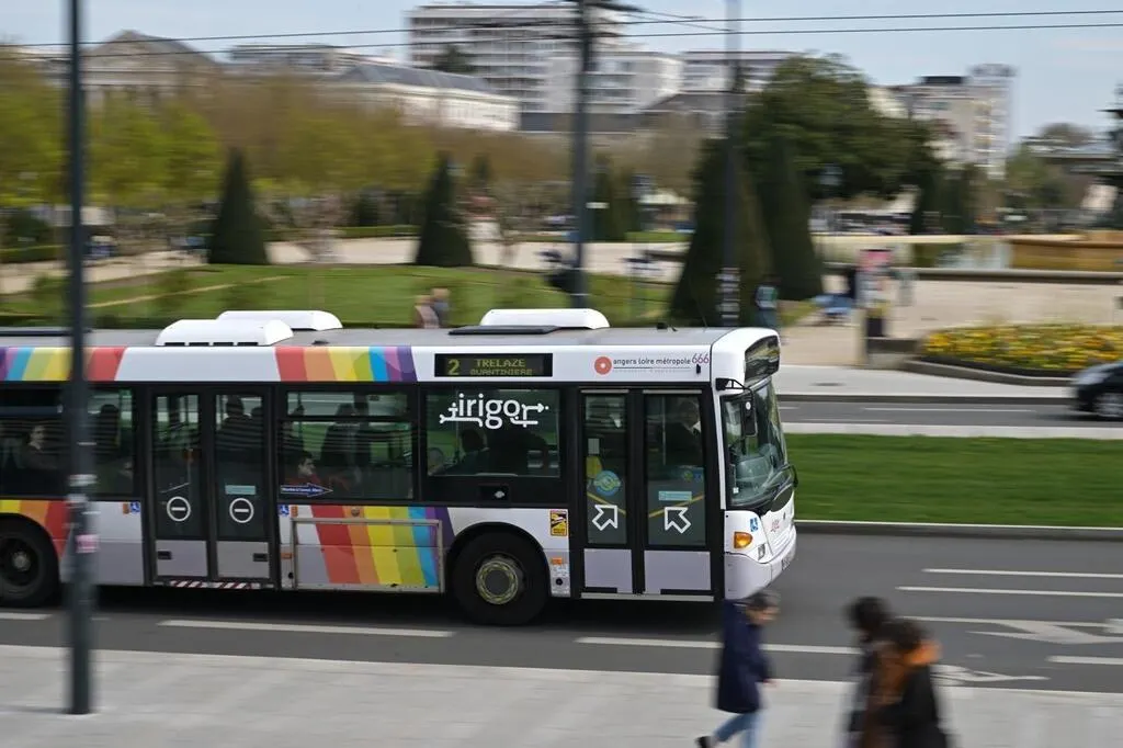 REPORTAGE. « Pourquoi il y a si peu de bus sur la ligne 10 ? » à Angers ...