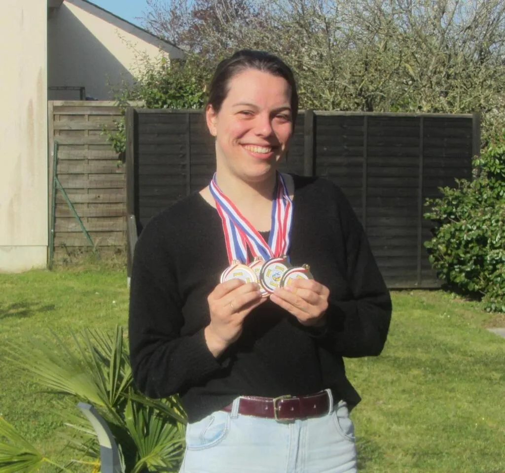 Cette nageuse du Maine-et-Loire est championne de France de sauvetage ...