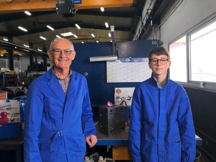 Challans. À 13 ans, il découvre un métier avec un retraité, au sein de ...