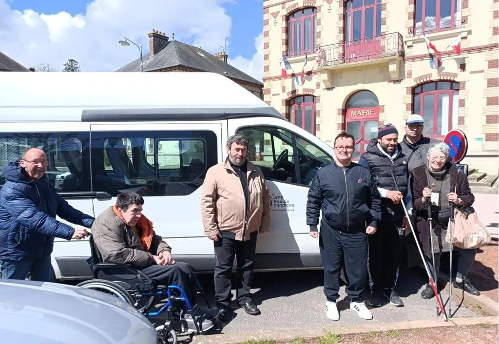 Tourouvre-au Perche. Le Mobil’APF France handicap a fait une halte ...