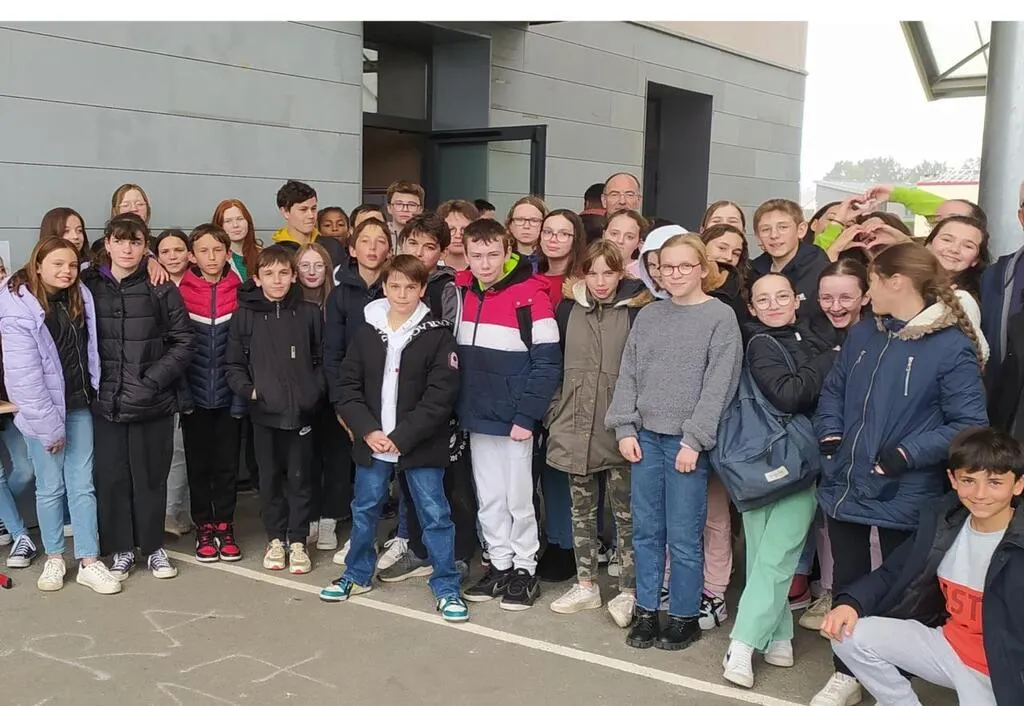 Craon. Les collégiens ont fait un don aux Restos du cœur - Laval ...