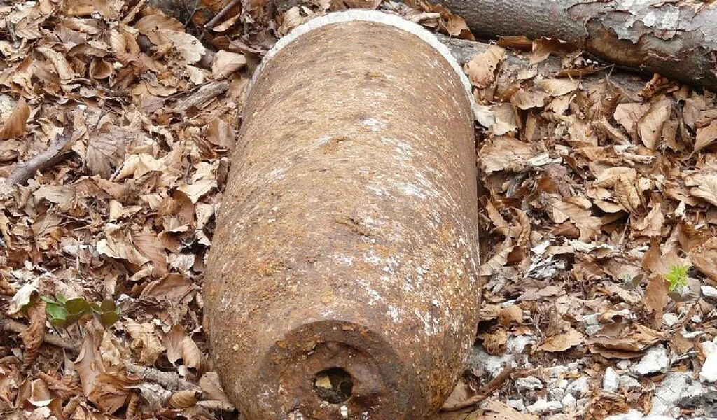 Près de 40 obus découverts dans le fleuve Hérault, certains datent de ...