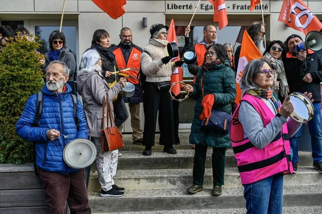 Retraites. Concert de casseroles à Maltot : le député Freddy Sertin ...