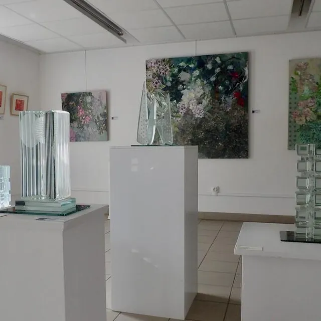 À Gourin, quatorze artistes du collectif Arts en Bretagne exposent au ...