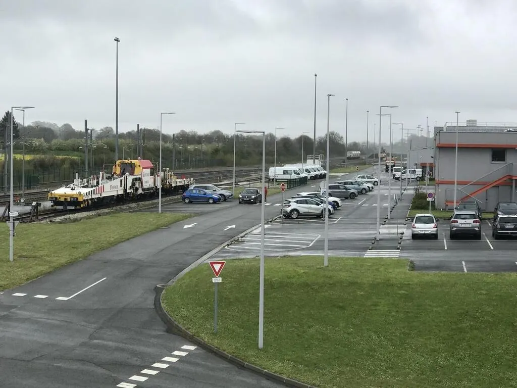En Mayenne, la plateforme rail-route de Saint-Berthevin ne devrait pas ...