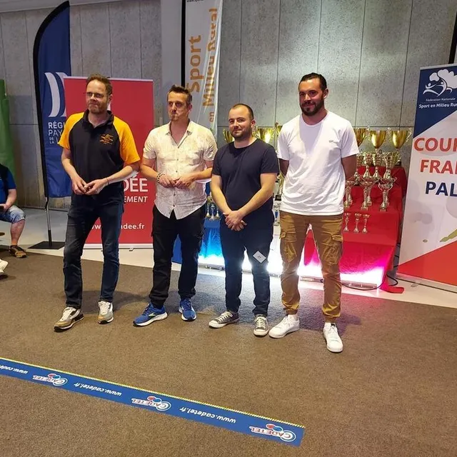 Pour décrocher l’or au palet laiton, on a joué des coudes en Vendée ...