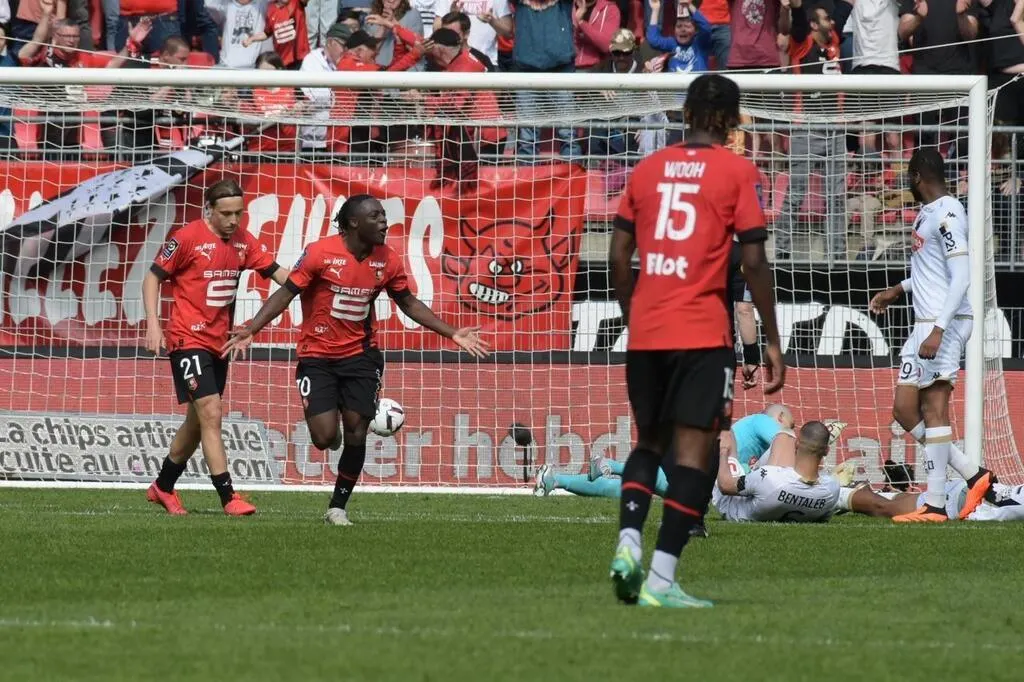 Ligue 1. Rennes reste dans la course à l’Europe après sa victoire contre Angers, relégué en ...