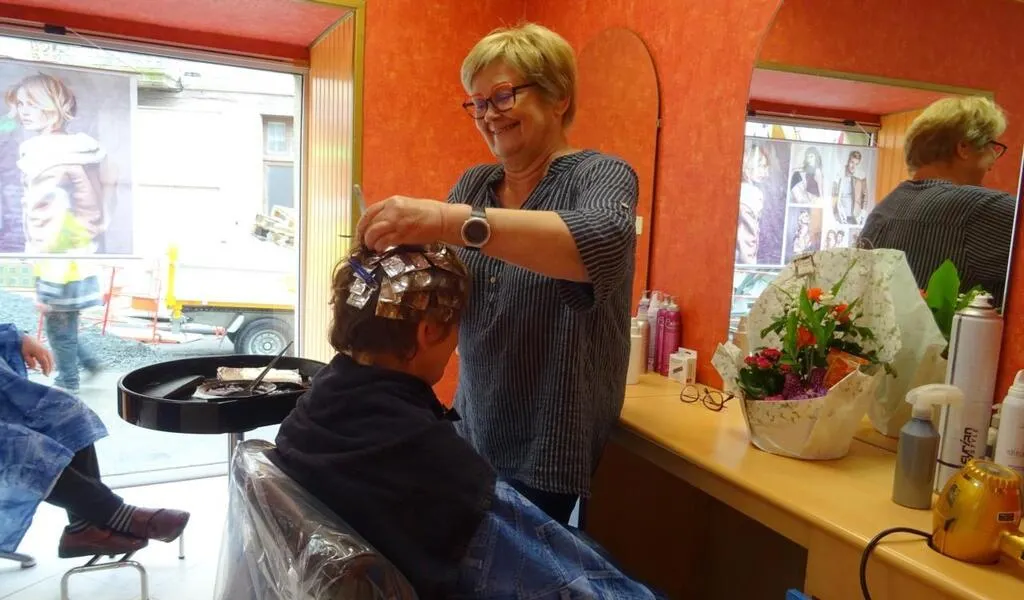 Le Puy-Notre-Dame. Clap de fin pour Brigitte Roux, coiffeuse depuis 34 ...