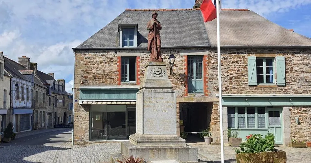 Commémoration du 8-Mai à Bazouges-la-Pérouse : une cérémonie en deux temps - Saint-Malo.maville.com