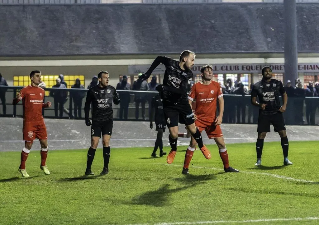 Foot. R1 Normandie. Tourlaville craque en fin de rencontre sur le terrain de Mondeville . Sport ...
