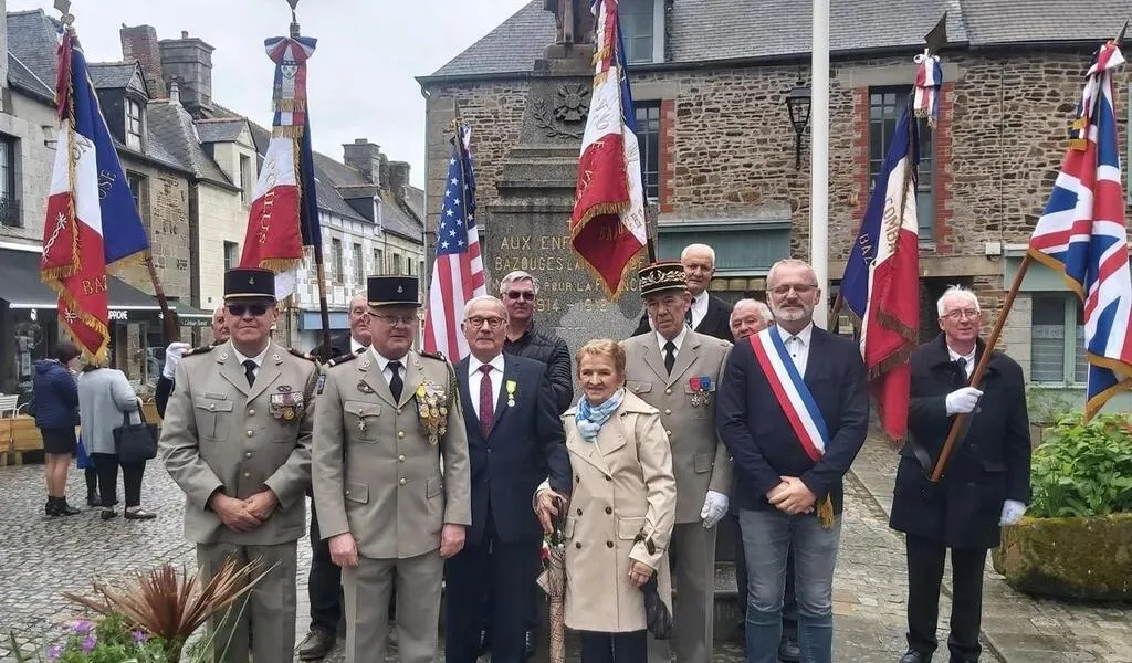 Bazouges-la-Pérouse : la médaille militaire remise à Roger Bobon lors ...
