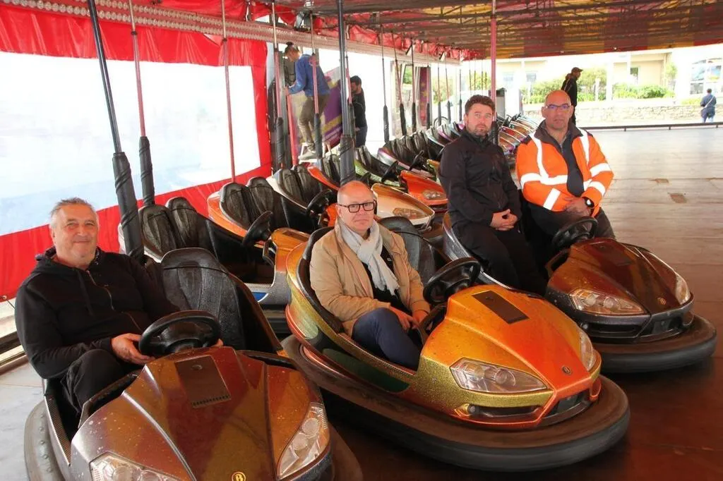 Tréguier. Les manèges de la fête foraine tournent ce vendredi soir ...