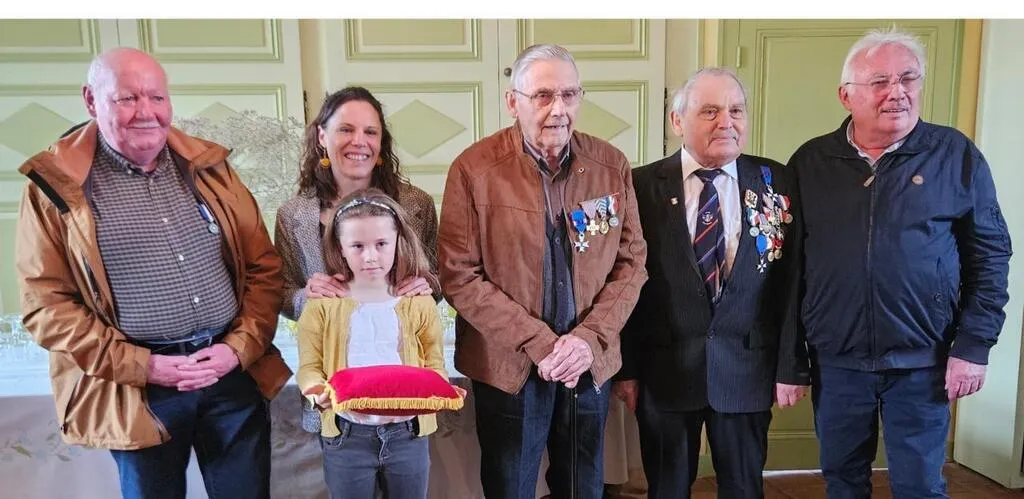 Épineu-le-Chevreuil. Trois décorations lors de la cérémonie - Le Mans ...