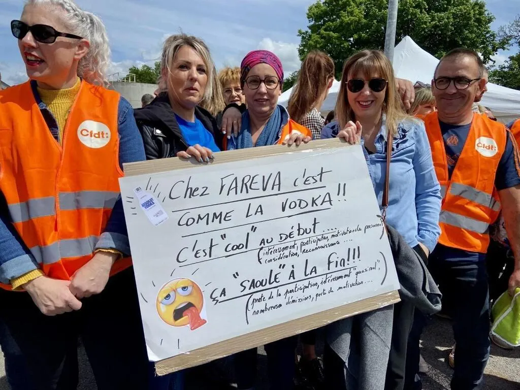 « Pour un meilleur partage de la richesse » : des salariés de BCM Cosmétique à Vitré - Vitré ...