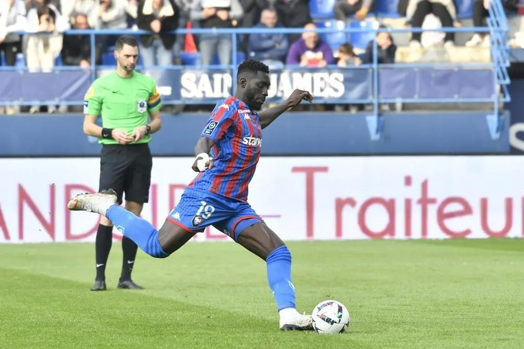 Ligue 2. SM Caen – Nîmes : Mbock ouvre son compteur, Mendy bat son ...