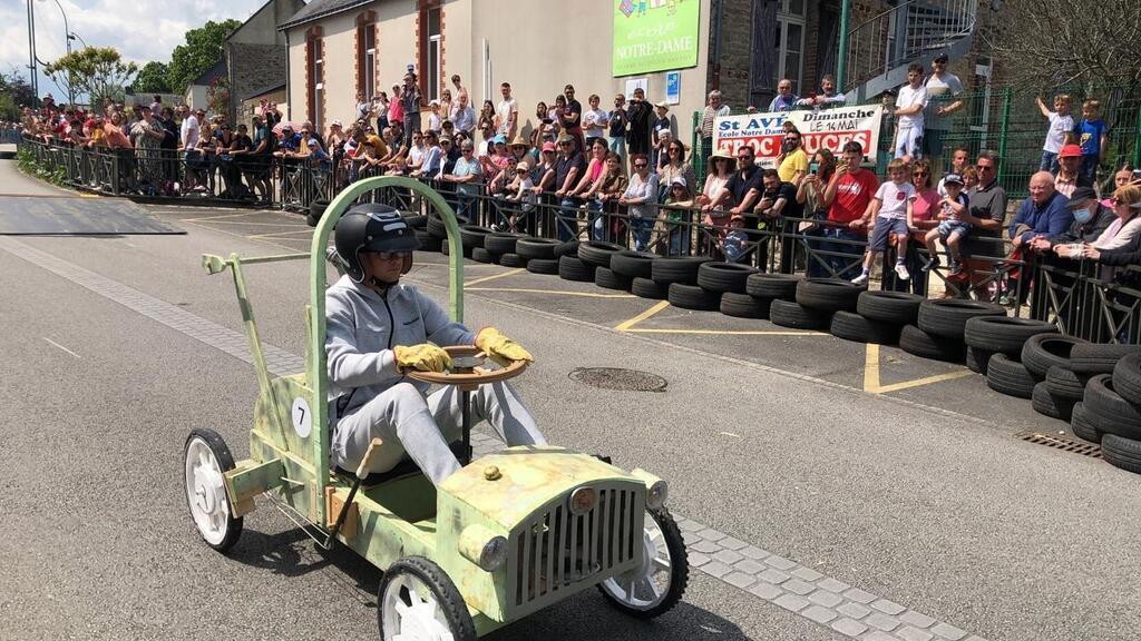 EN IMAGES. À Saint-Avé, ils en ont fait des caisses pour le plus grand ... EN IMAGES. À Saint-Avé, ils en ont fait des caisses pour le plus grand ...