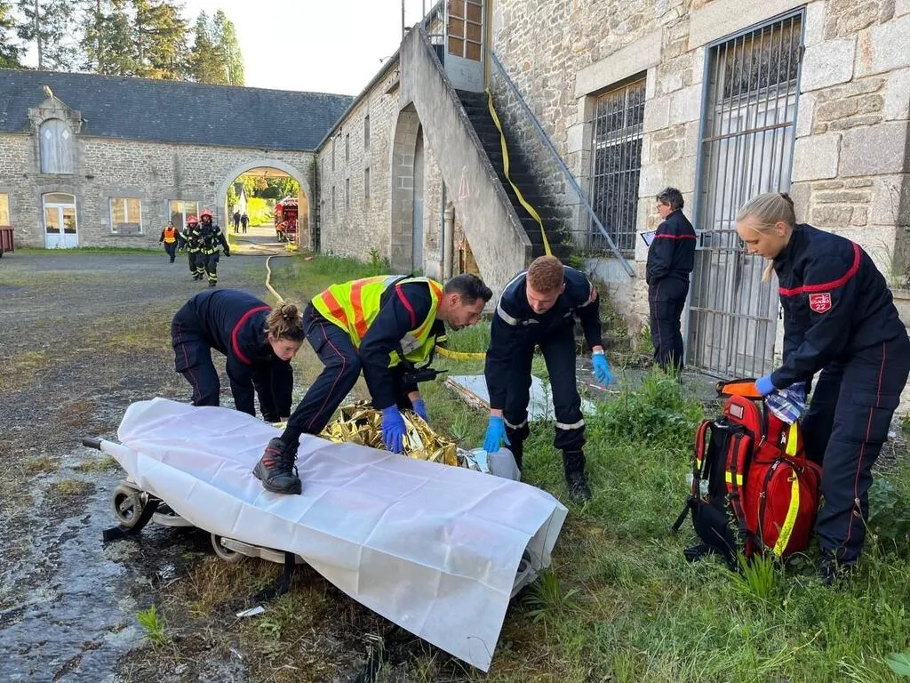 EN IMAGES. Exercice inter-centres à Dinan : les pompiers mobilisés sur le site de - Guingamp ...
