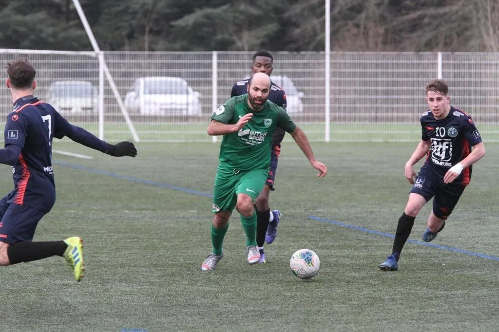 Tous Titres - Football. R1 : Loutfi Zebidi : « La JSC Bellevue est ...