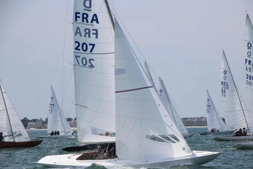 Voile. Derby Dragon International : les positions se resserrent en tête ...