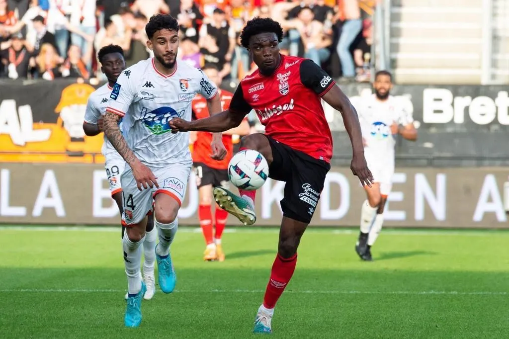 EA Guingamp. Avant Metz, Loïc Mbe Soh, le plus british des Guingampais ...
