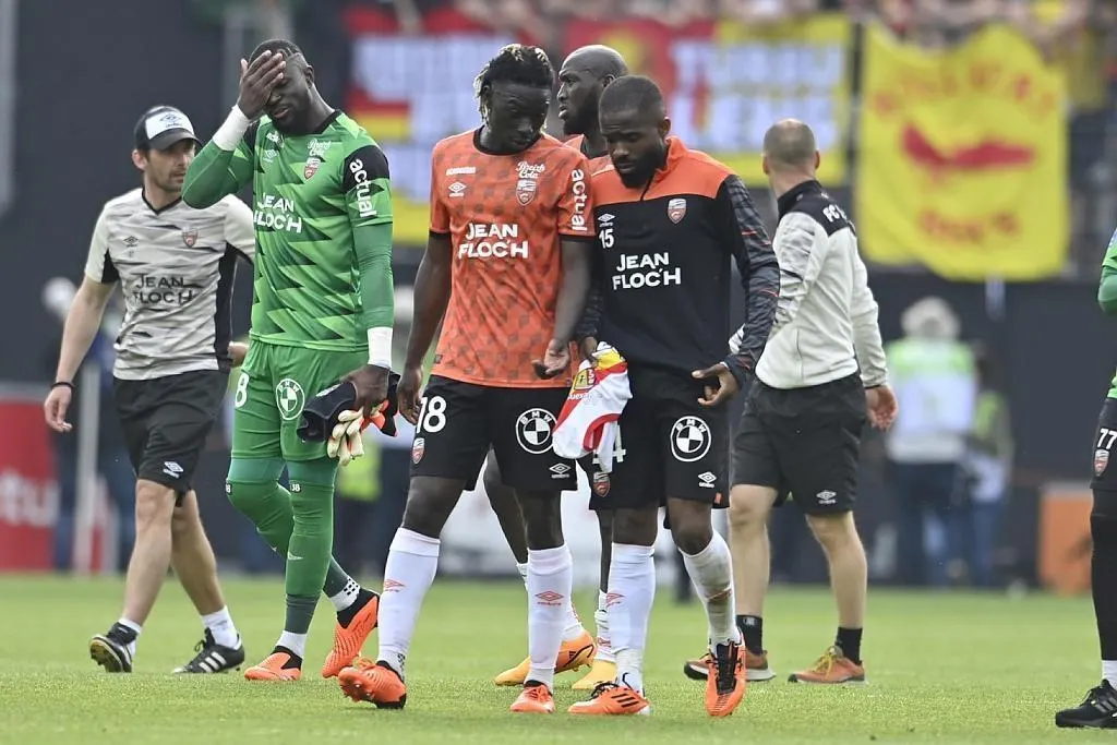 FC Lorient. Ce Lens-là est encore bien trop fort pour les Merlus . Sport - Paris.maville.com