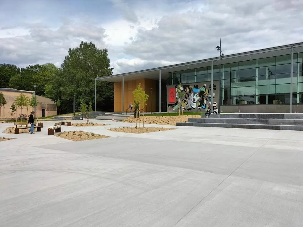 Vern-sur-Seiche. Face au Volume, l’esplanade des Arts sera inaugurée à ...