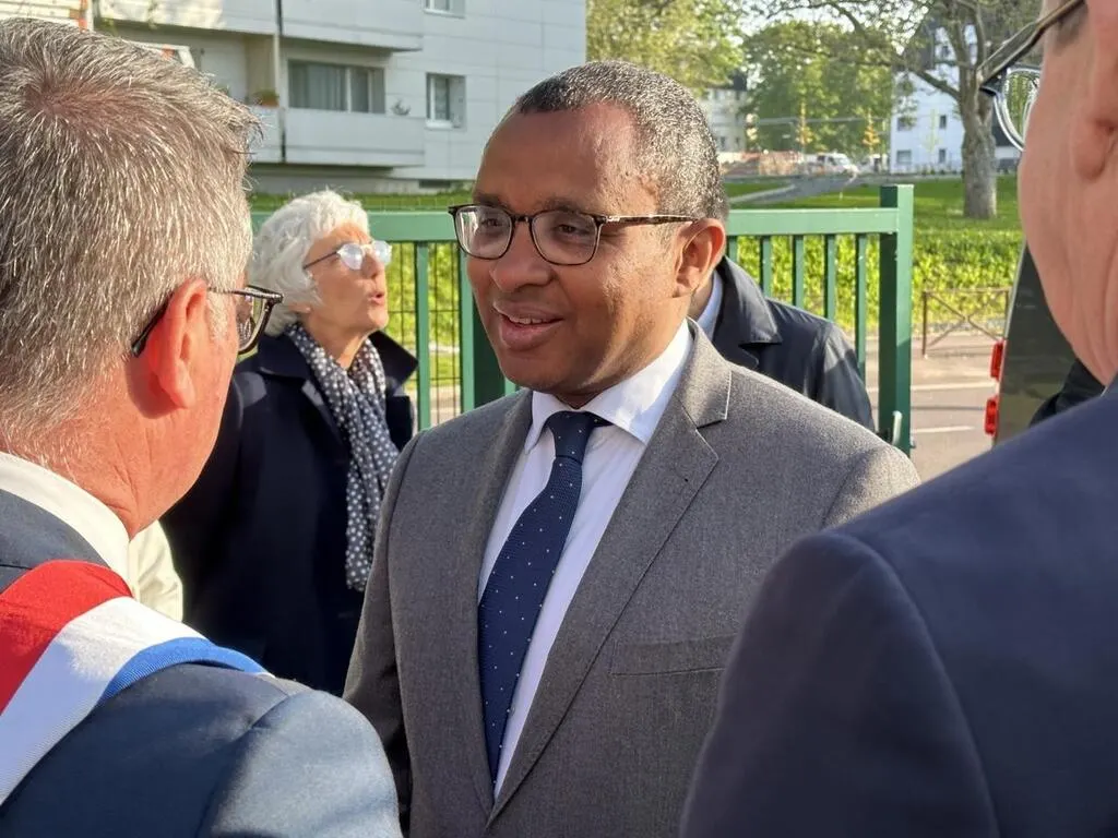 La discrète visite du ministre de l’Éducation nationale Pap Ndiaye à Coutances - Caen.maville.com