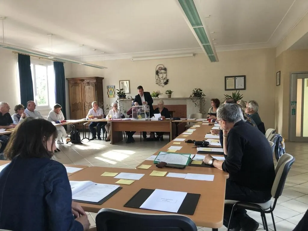 Damien de Winter, le nouveau maire aux commandes de Giberville . Sport ...