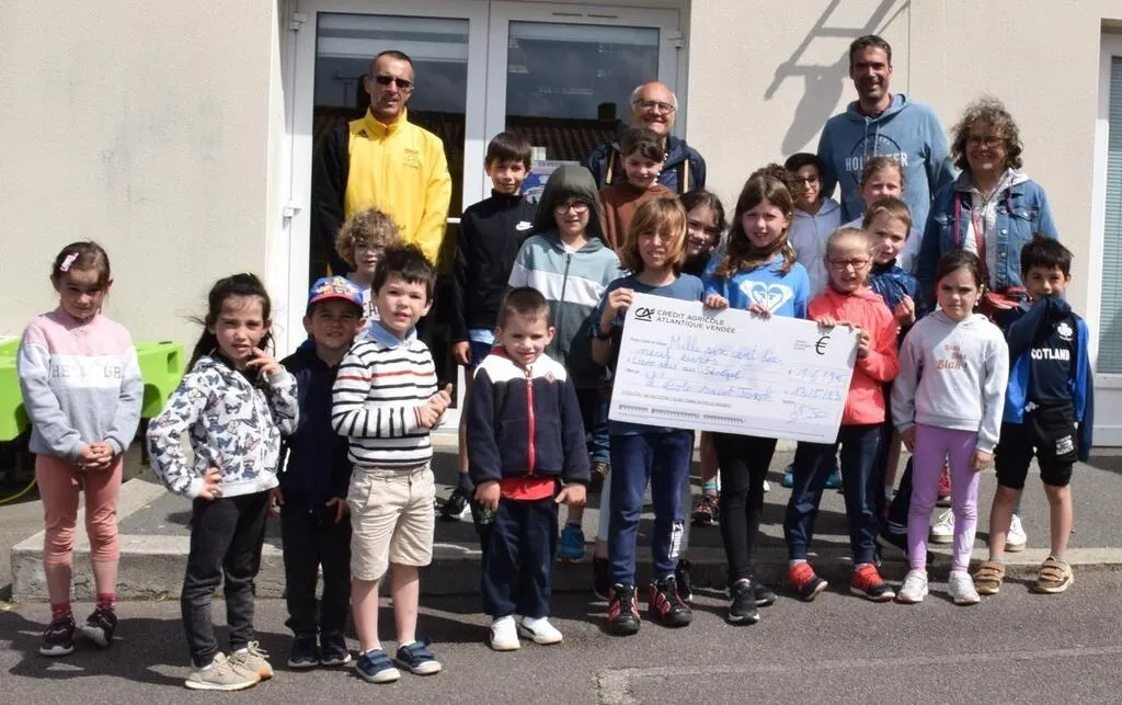 Les écoliers des Sables-d’Olonne ont couru afin de récolter des fonds ...